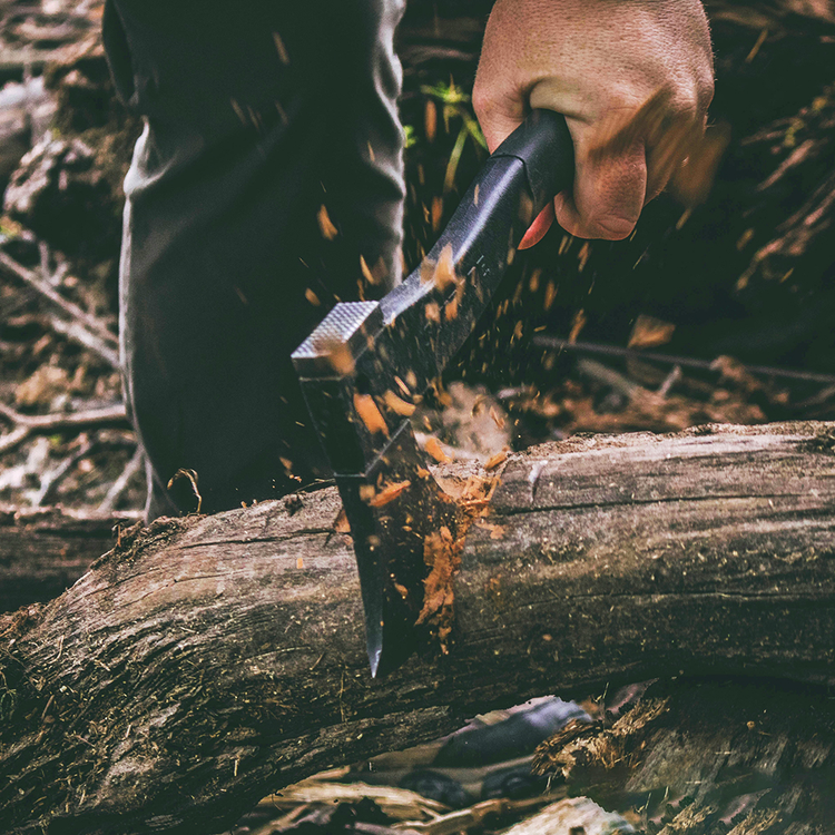 Neptune Trading- Wholesale Knives and Swords at the Cheapest Price!